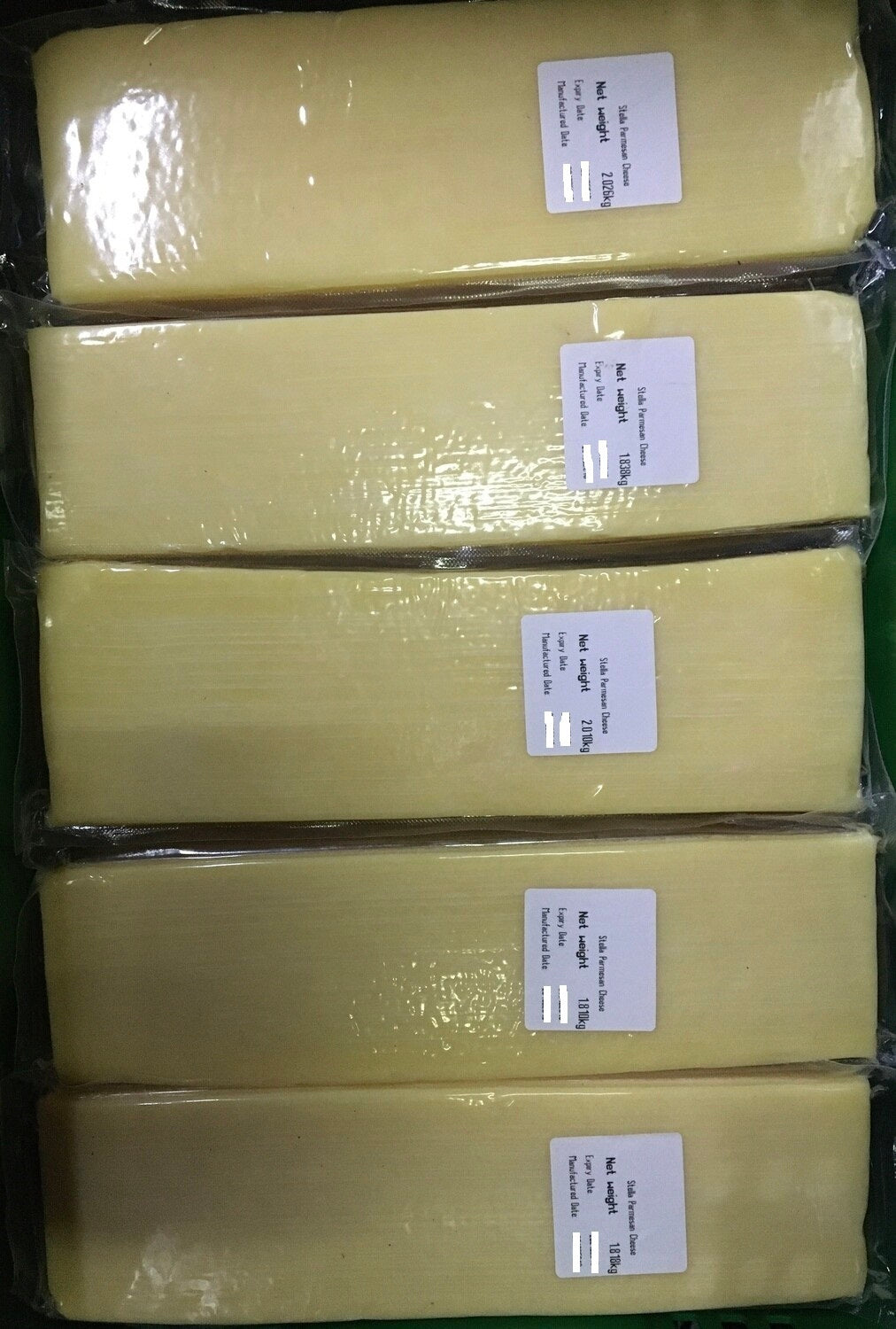 Stella PARMESAN CHEESE 2kg blocks (About) – ATIS.ph